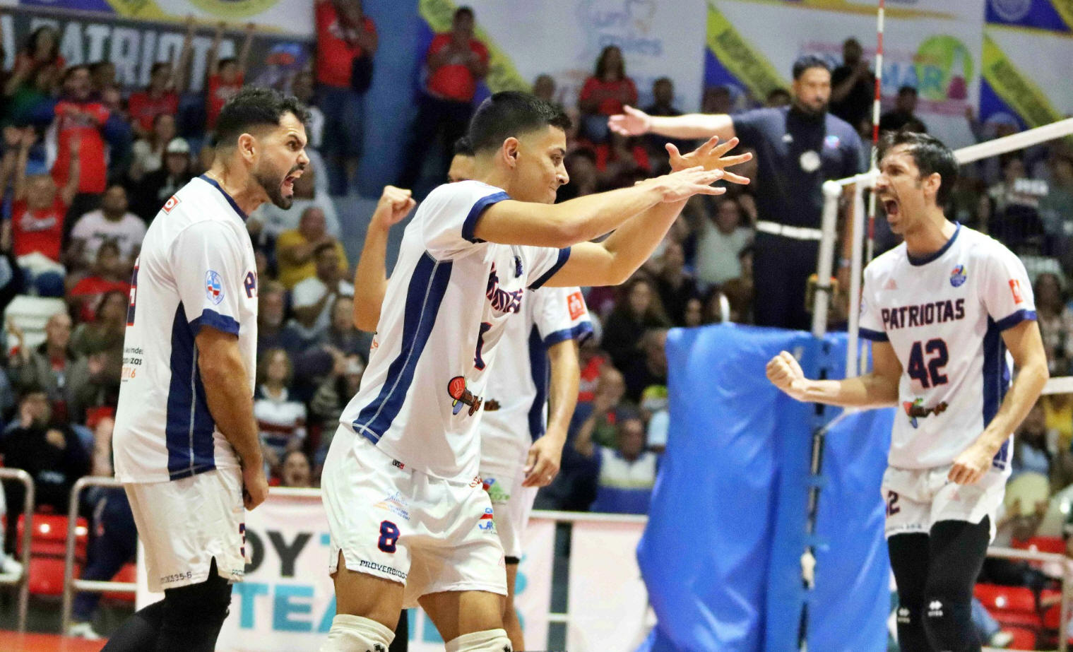 Patriotas and Cafeteros Assert Their Dominance with Strong Home Victories